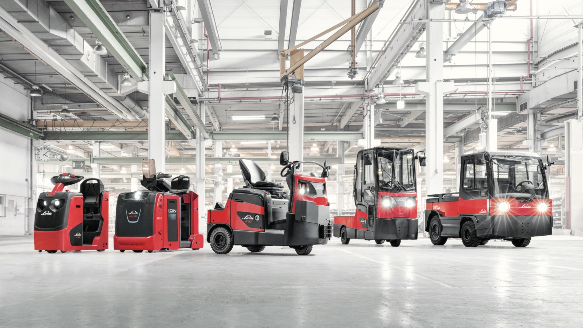 Schlepper- und Plattformwagen von Linde Material Handling